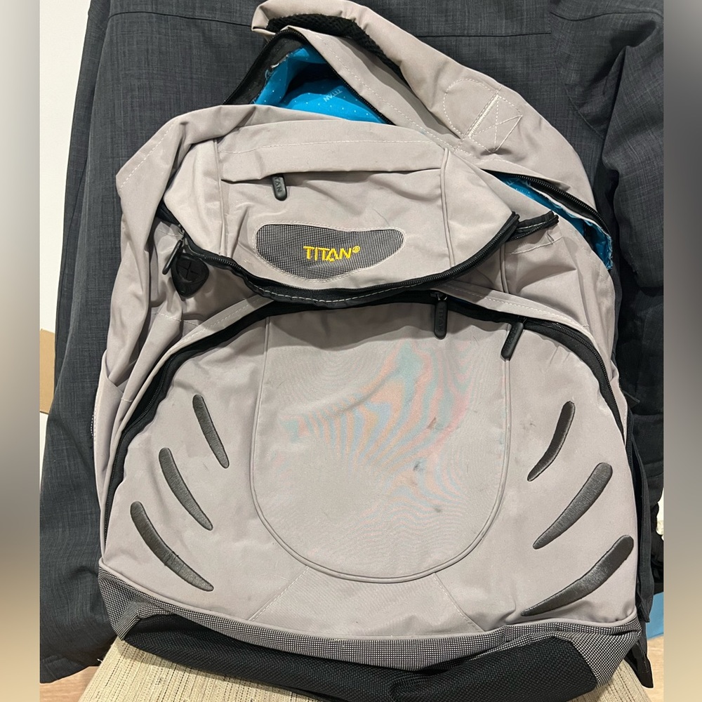Titan Grey Backpack - Gem